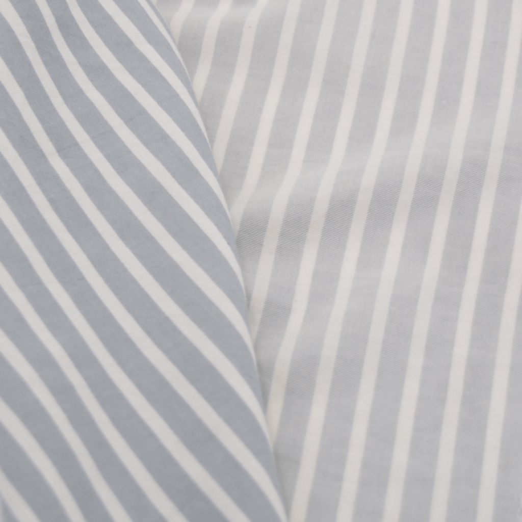 Chambray de coton bio Gris rayures blanc (Copie) - La Jolie Girafe